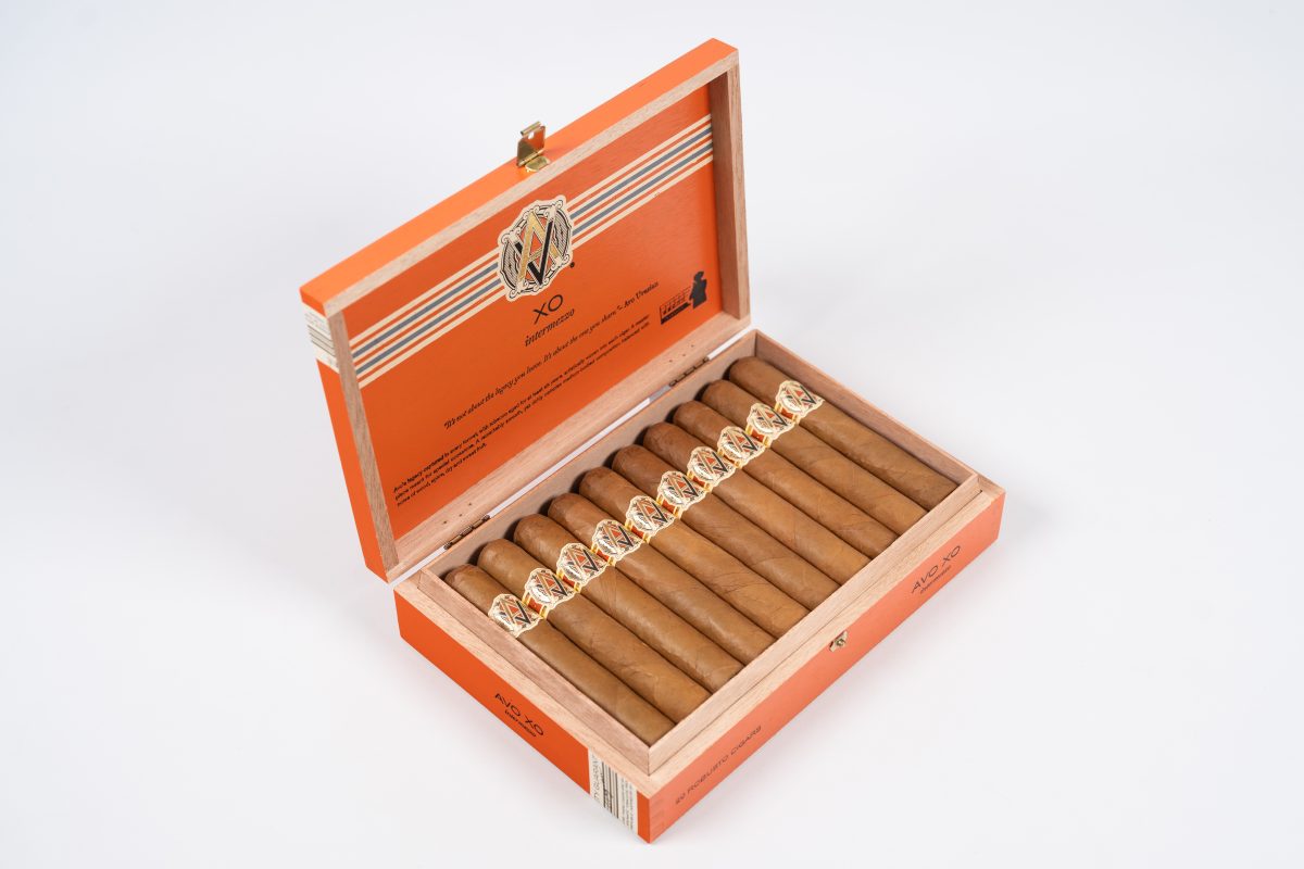 AVO Cigars from Davidoff – Fox Cigar